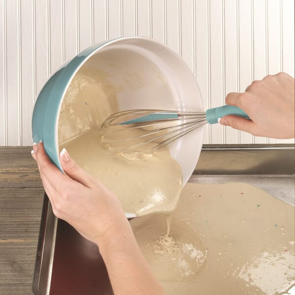 Kitchen & Storage - 2-in-1 Scraper Whisk